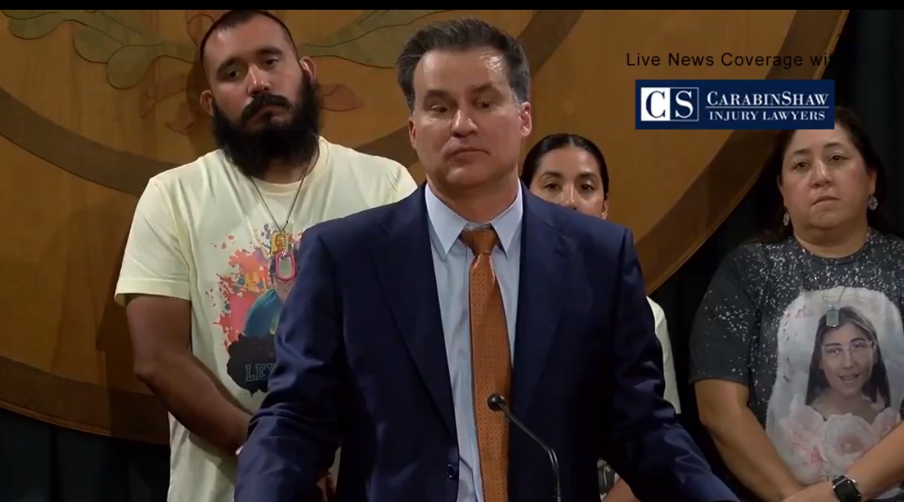 State Senator Roland Gutierrez speaks before the Texas House demanding ...