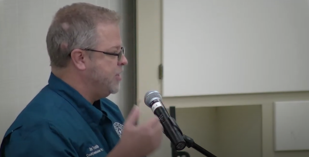 John Yeackle speaks to SWTJC Board of Trustees in defense of Field and ...